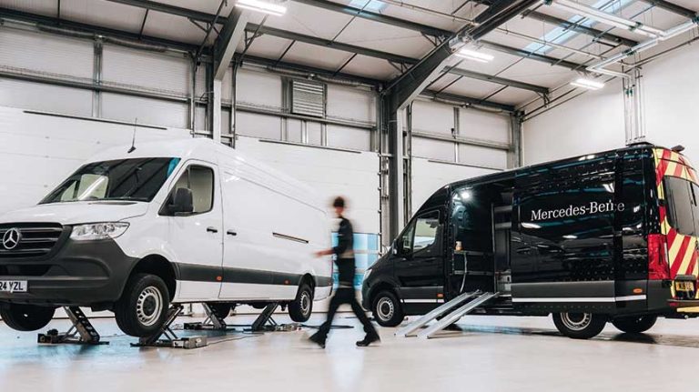 Mobile Service vans bring the workshop to the customer